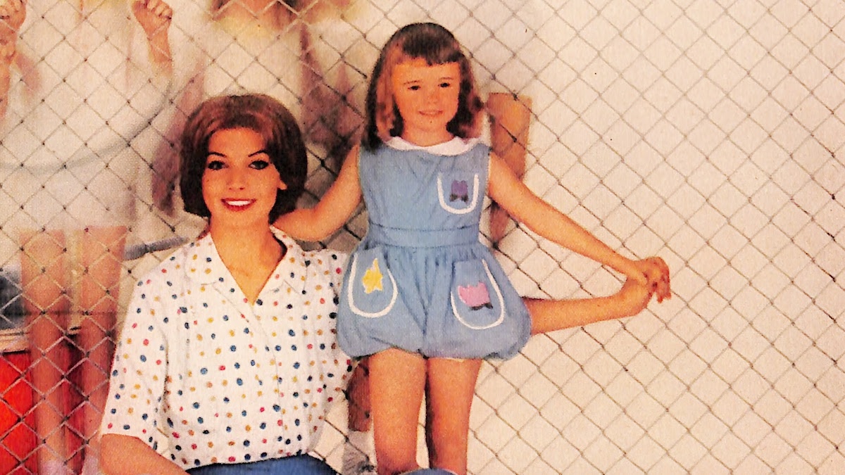 Summer Fashion Trends from April 1959 – Mid-Century Page